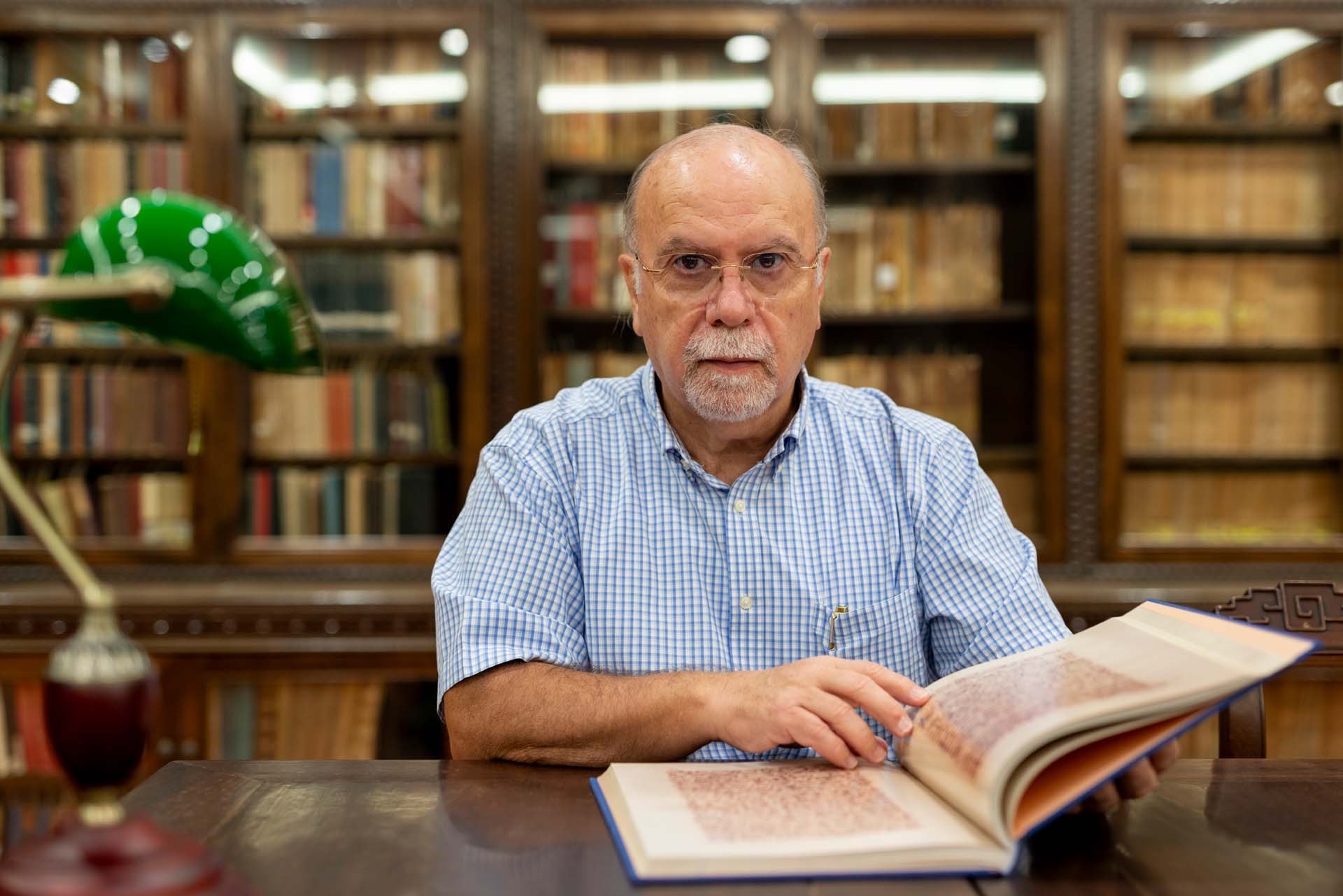Livros raros 2 - Revista Macau